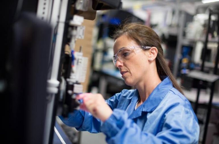 Advanced Photonics Solutions - indie inc.